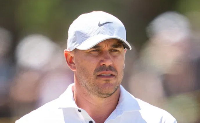 Golf commentator takes dig at Brooks Koepka as he throws away French ...