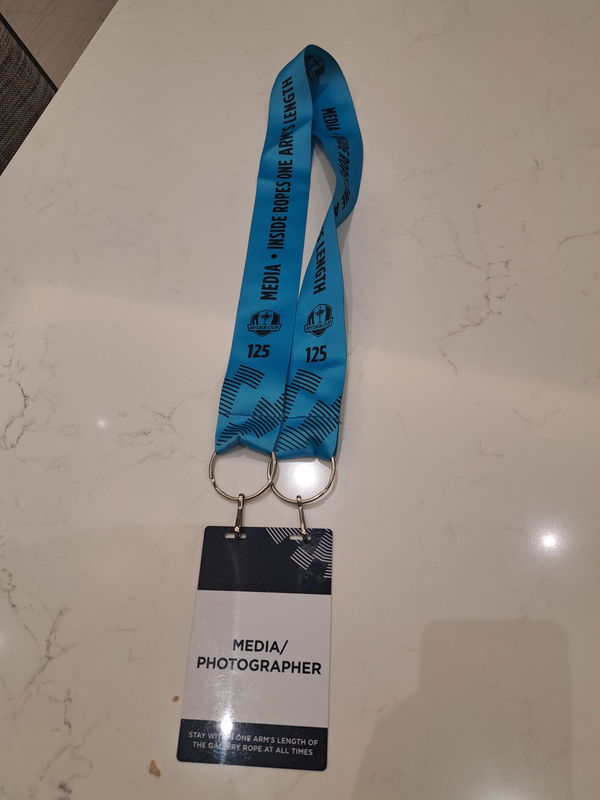 Smith: "Whilst vile Ryder Cup fans ignored the rules, Scottie Scheffler's mother set the example ...