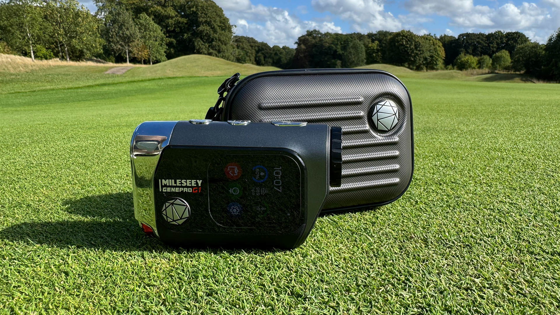 MILESEEY GenePro G1 Rangefinder Review: Every feature under the sun ...