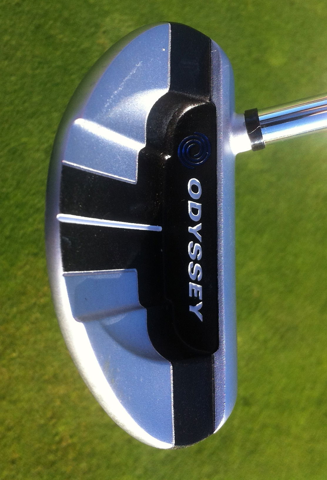Odyssey Works V-Line Versa putter review | GolfMagic